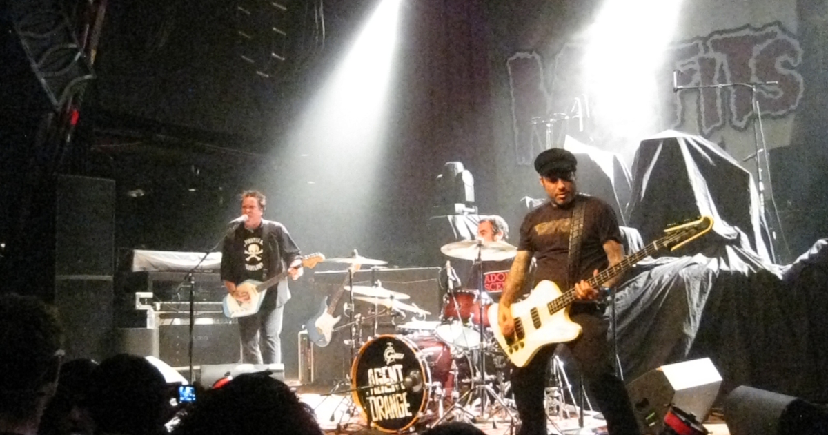 Milestones in Music History #43: Agent Orange, Surfing the Crest of ...