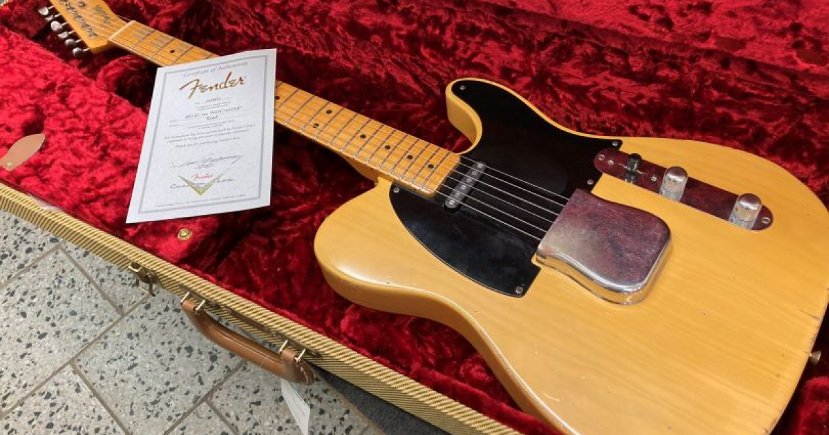 Under the Hood #19: Creation of the Fender Custom Shop | insounder.org